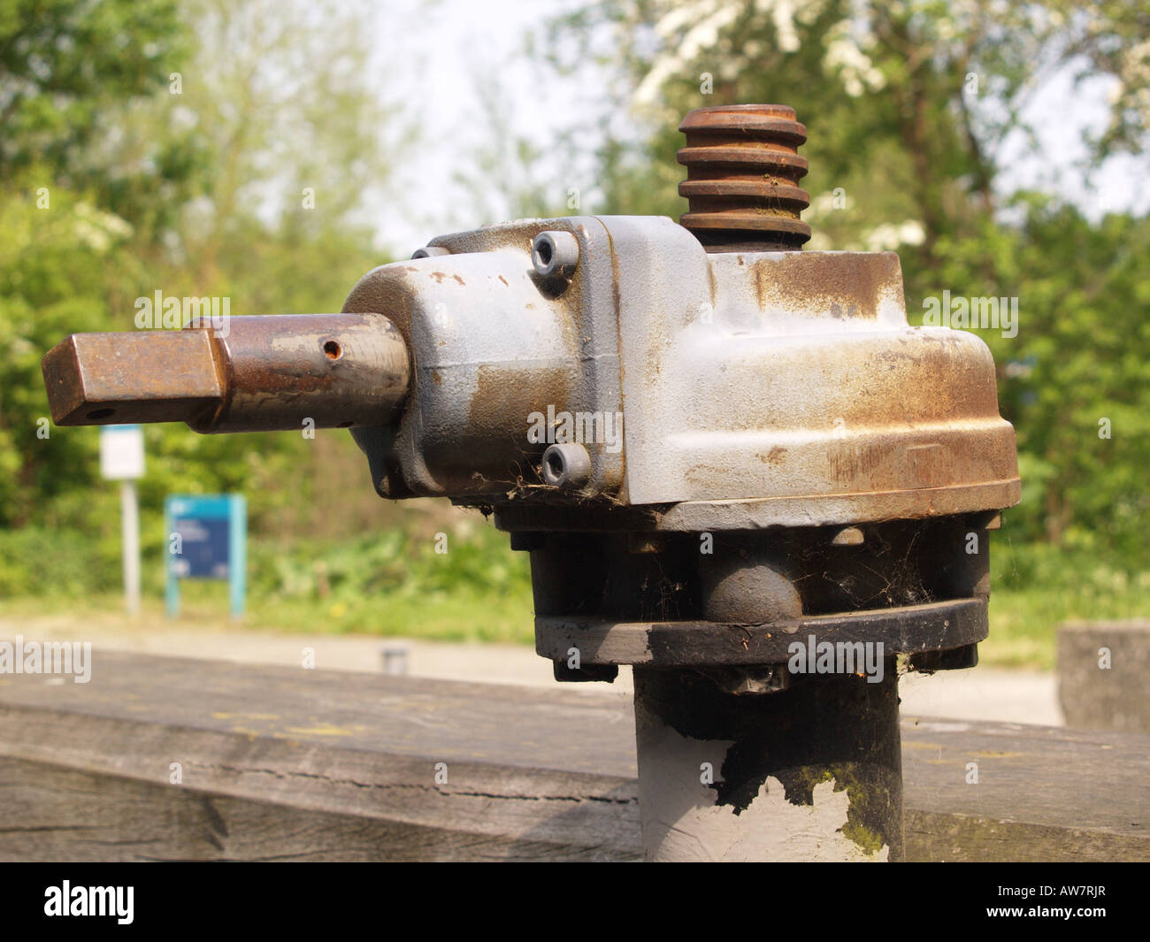 Sluice winding gear hi-res stock photography and images - Alamy