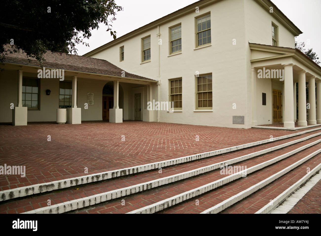 Historic presidio buildings architecture hi-res stock photography and ...