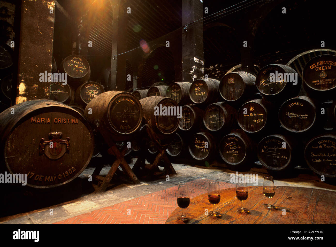History barrel cask sherry hi-res stock photography and images - Alamy