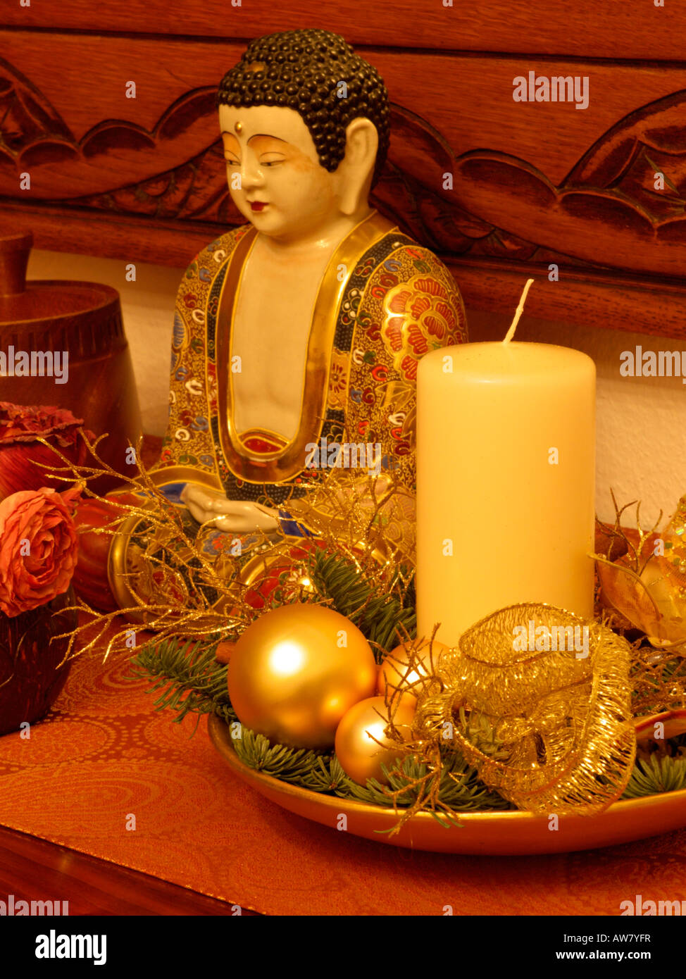 Buddha christmas hi-res stock photography and images - Alamy