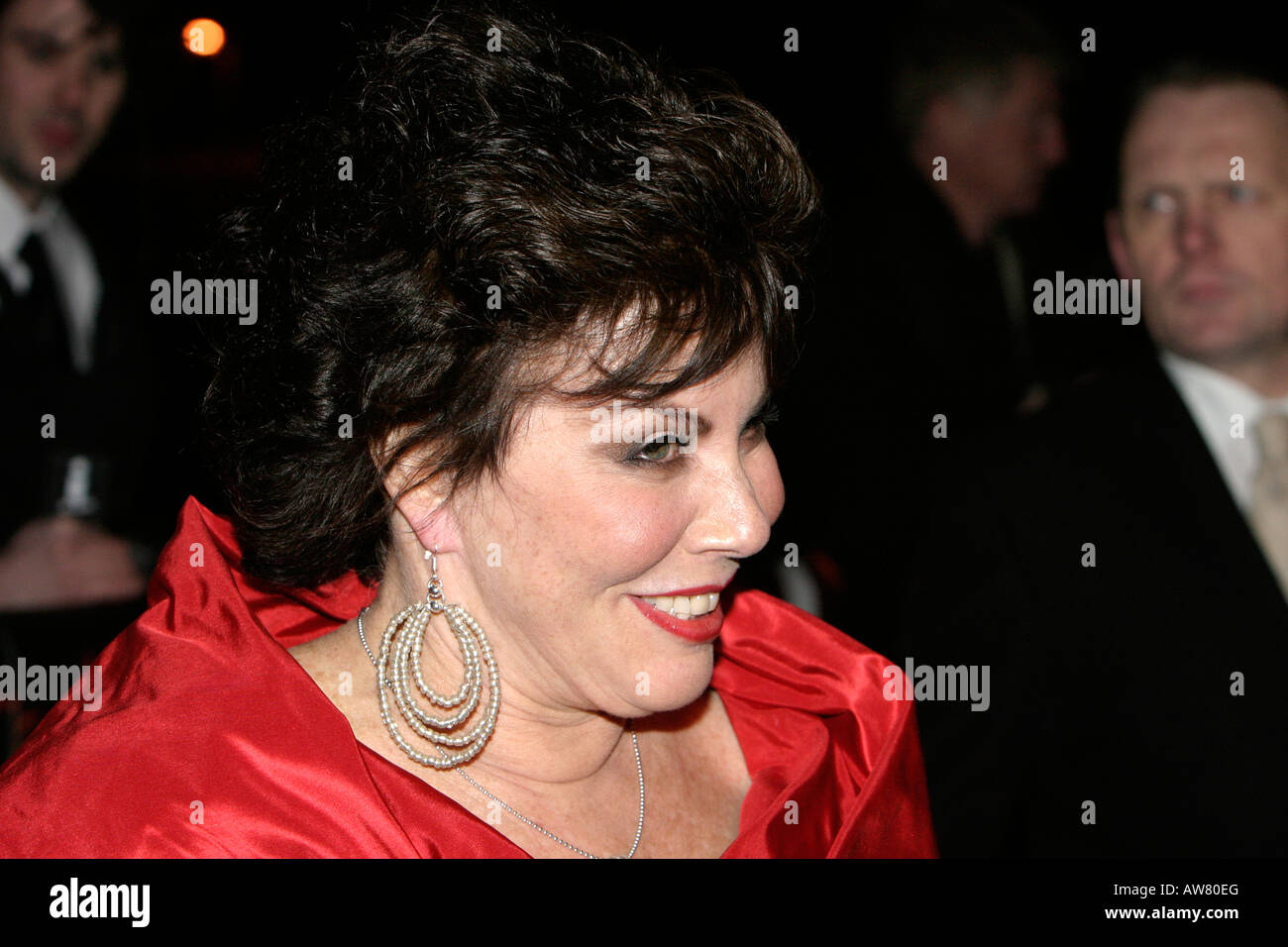 Ruby wax hi-res stock photography and images - Alamy