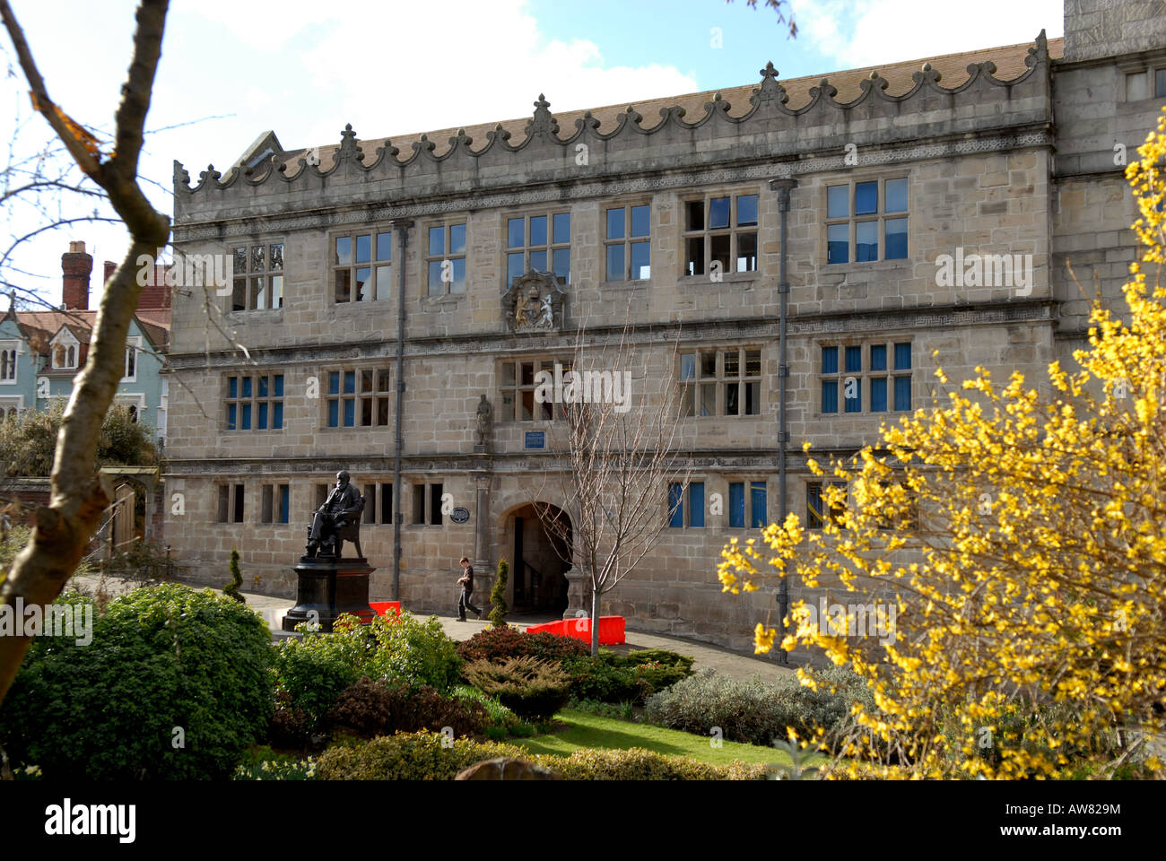 Statue of Charles Darwin outside Castle Gates Library in Shrewsbury ...