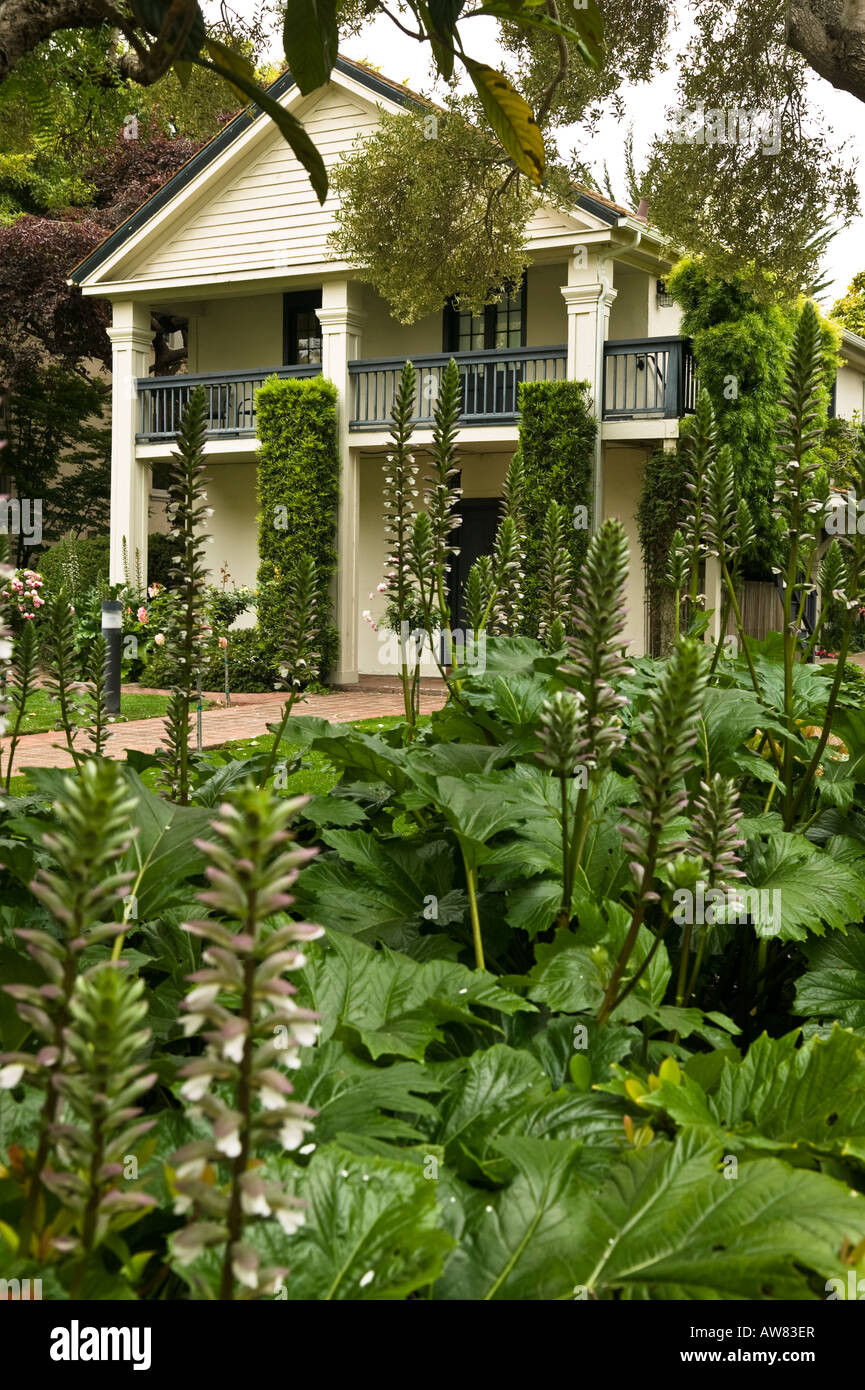 Historic presidio buildings architecture hi-res stock photography and ...