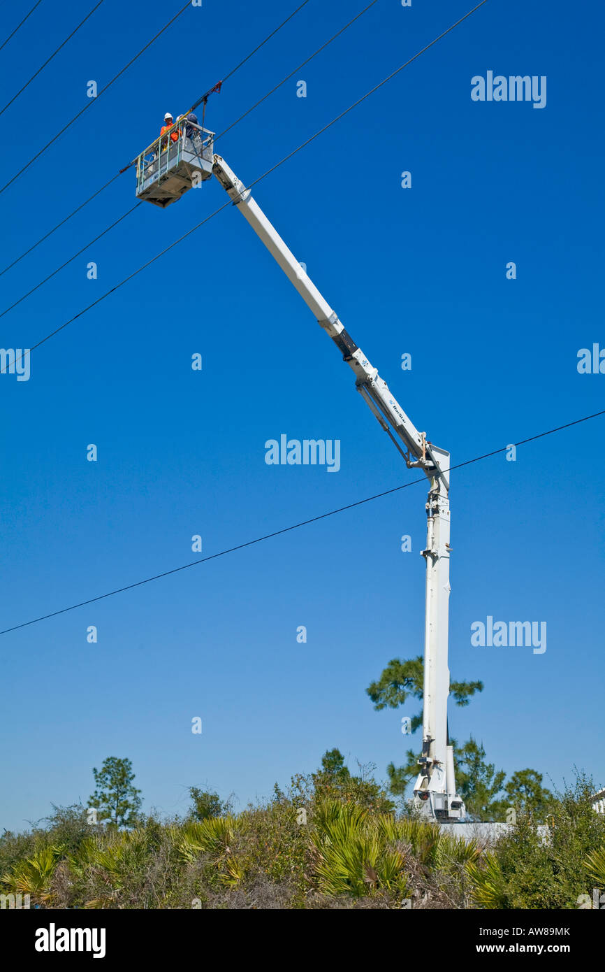 Use cherry picker hi-res stock photography and images - Alamy
