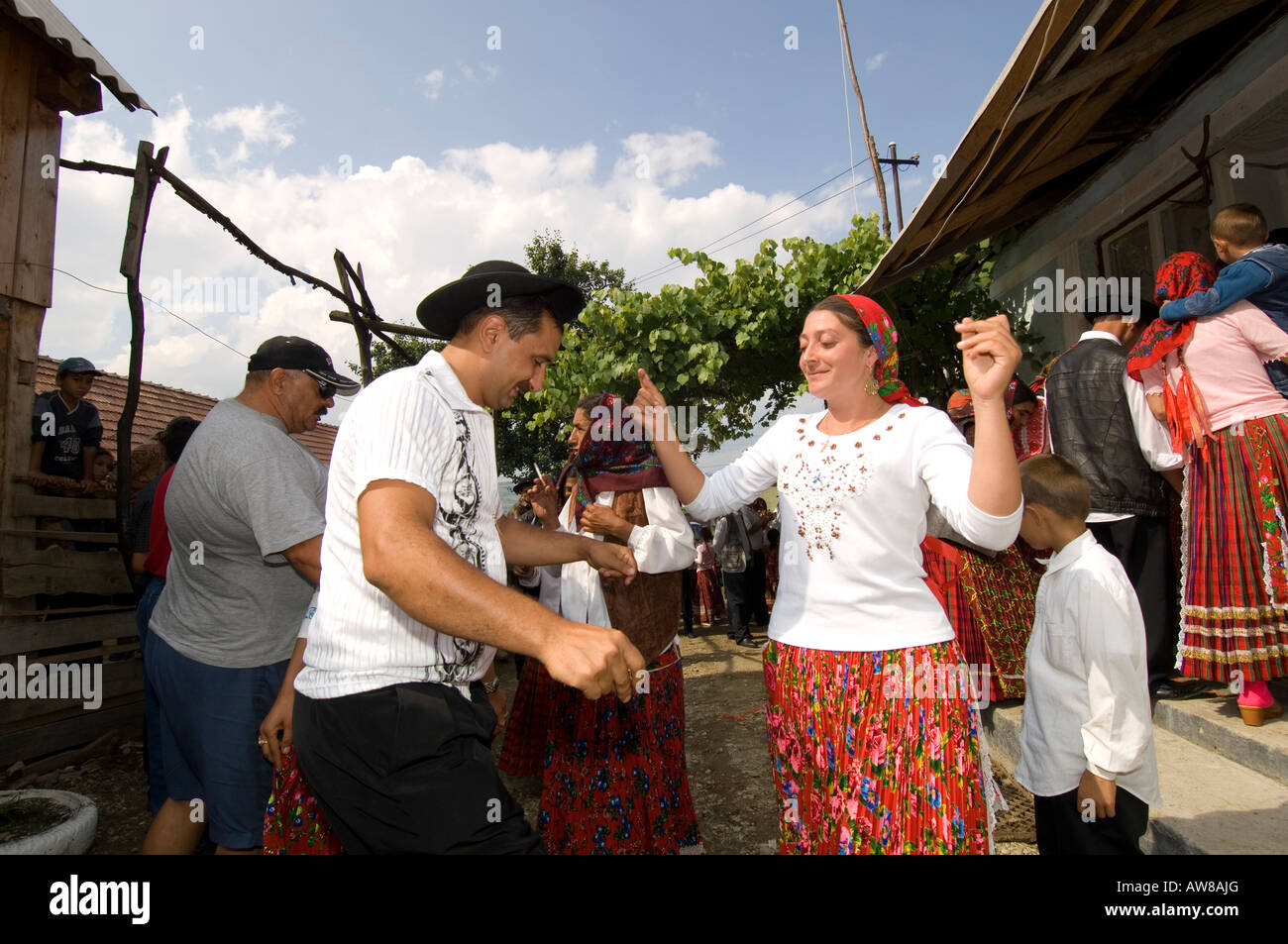 Romania gypsy gypsies hi-res stock photography and images - Alamy