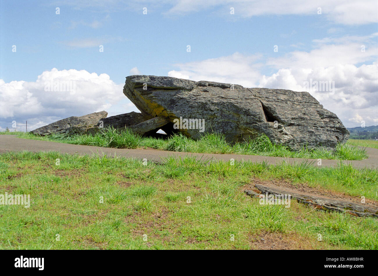 Bellevue erratic hi-res stock photography and images - Alamy