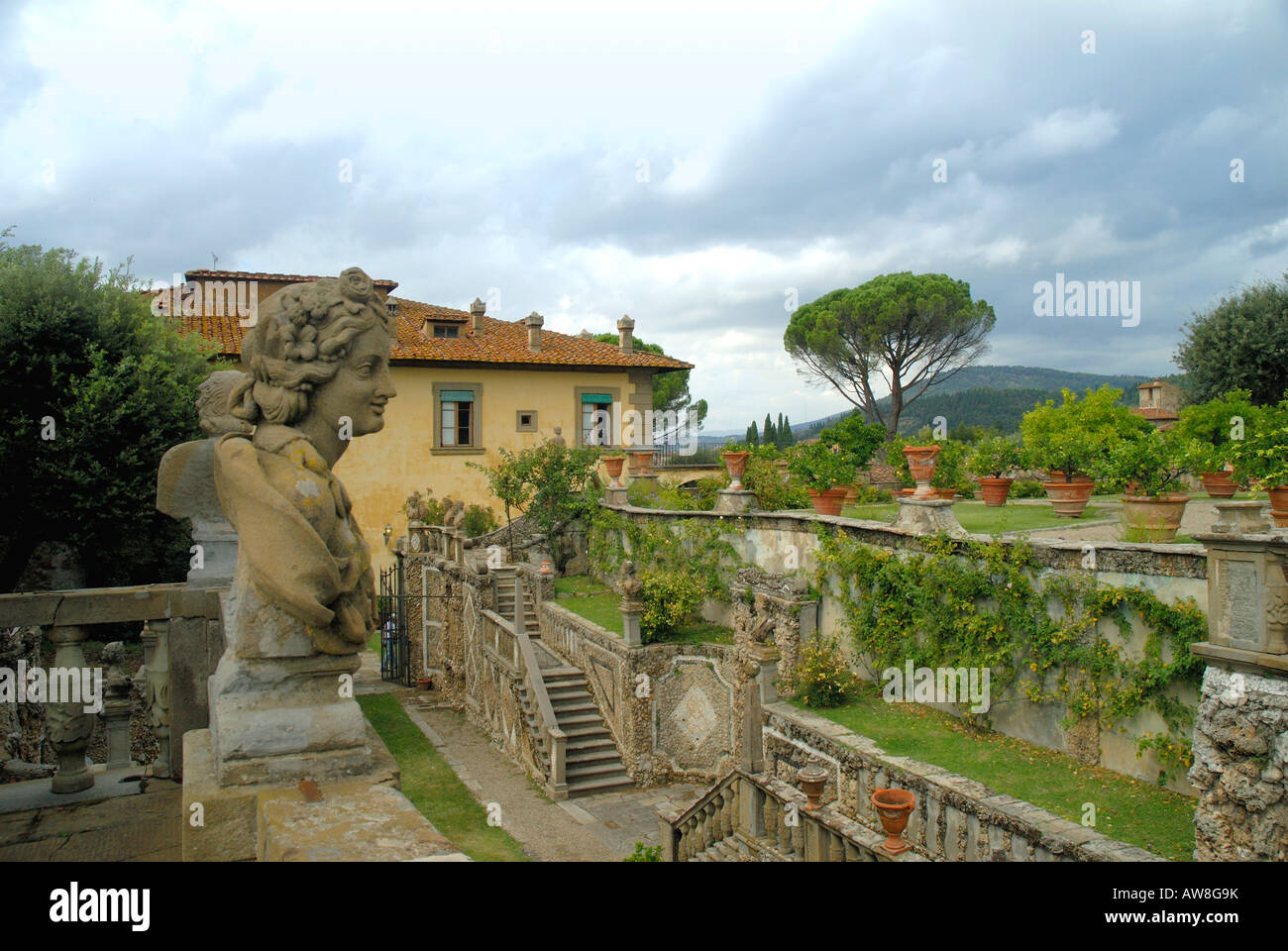 Gardens of the Villa Gamberaia at Settignano, Florence, Tuscany, Italy ...