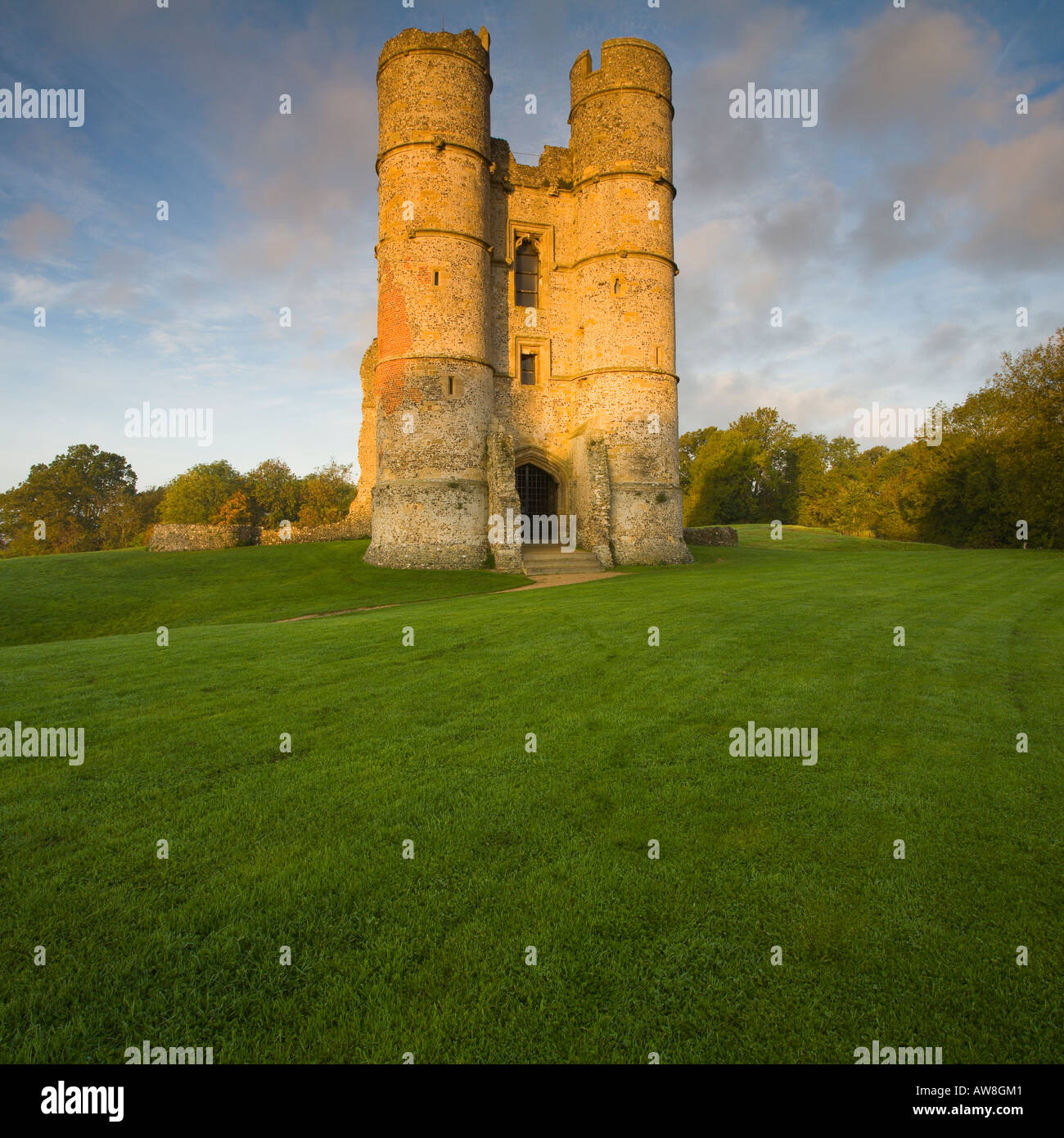 Donnington castle donnington near newbury hi-res stock photography and ...