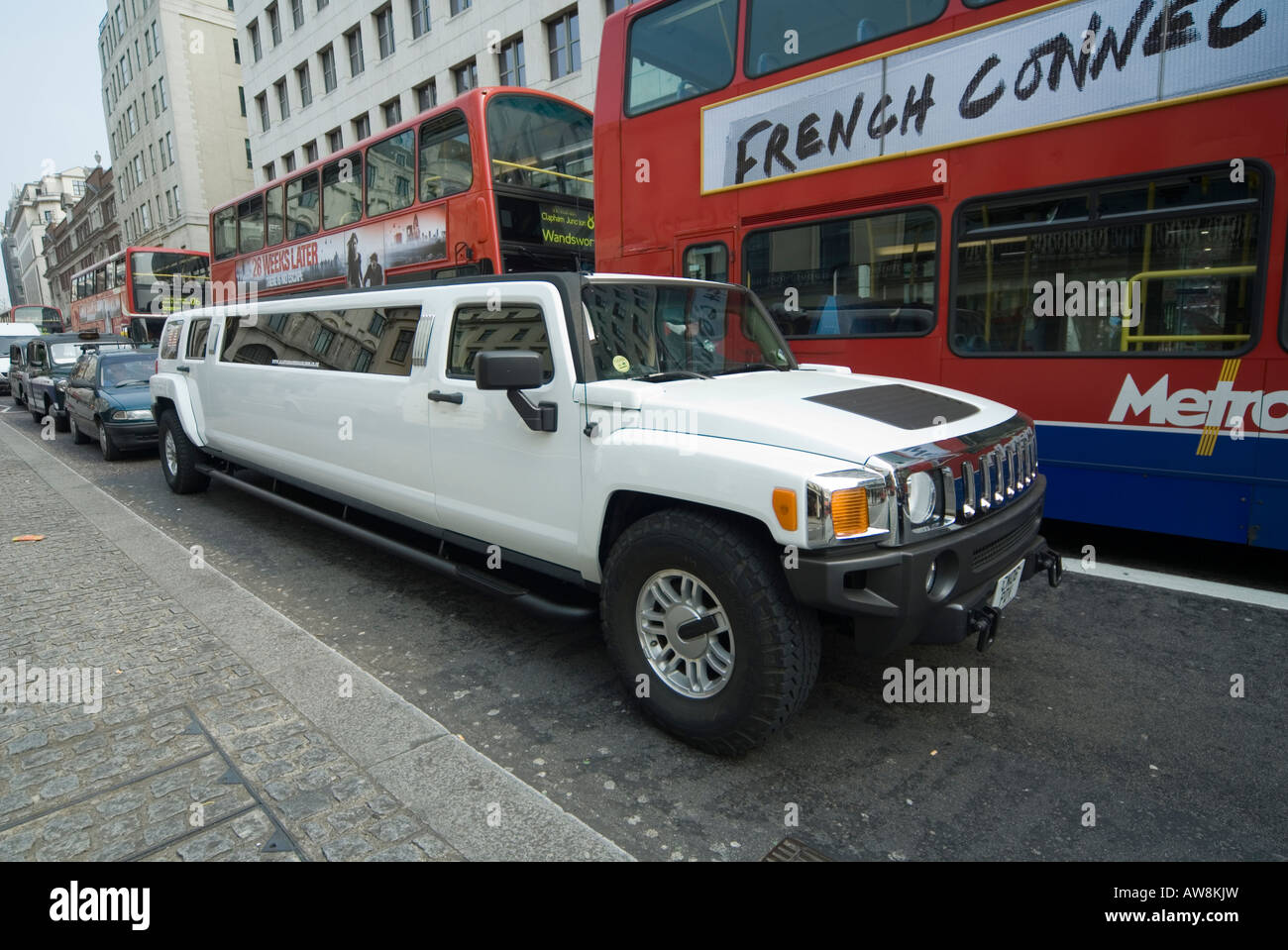 Limousines london hi-res stock photography and images - Alamy