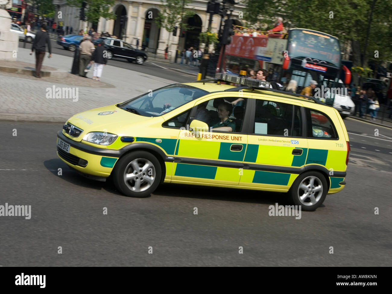 Rapid response ambulance in London Stock Photo - Alamy
