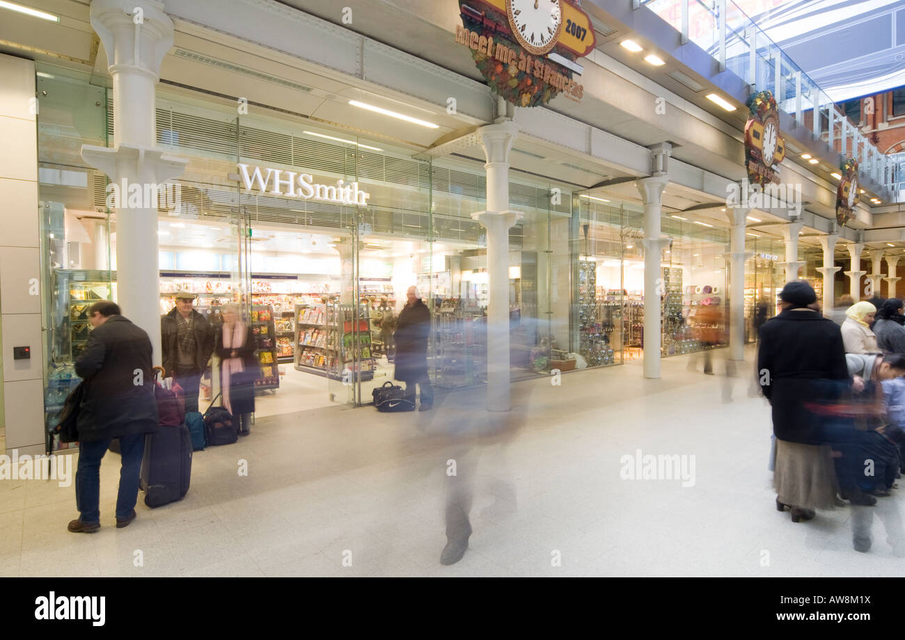 Saint Pancras Shops High Resolution Stock Photography and Images - Alamy