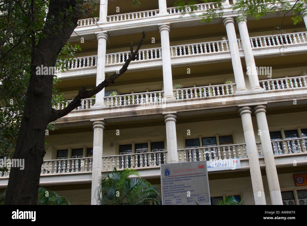 General post office gpo building hi-res stock photography and images ...