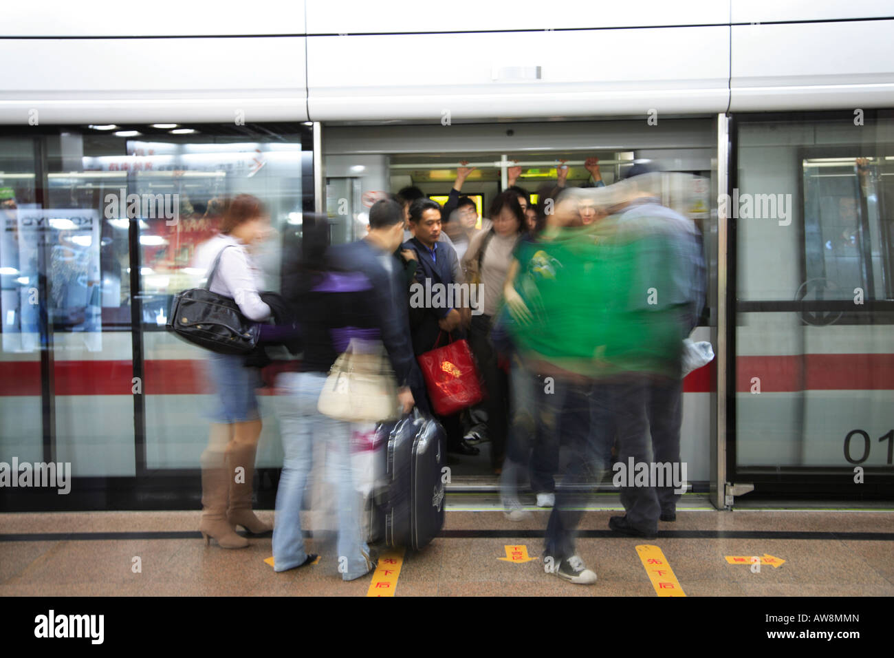 Crowded underground metro Shanghai China Stock Photo - Alamy