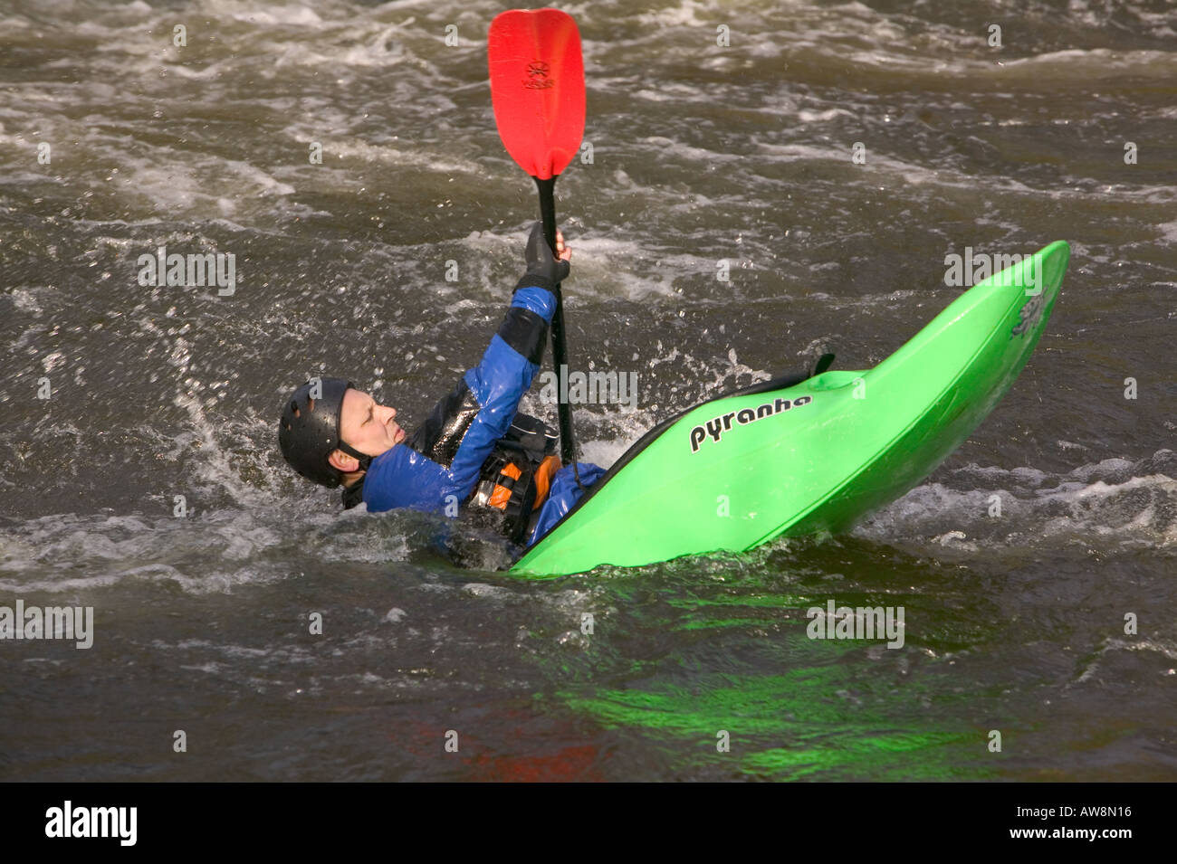 Eskimo roll hi-res stock photography and images - Alamy