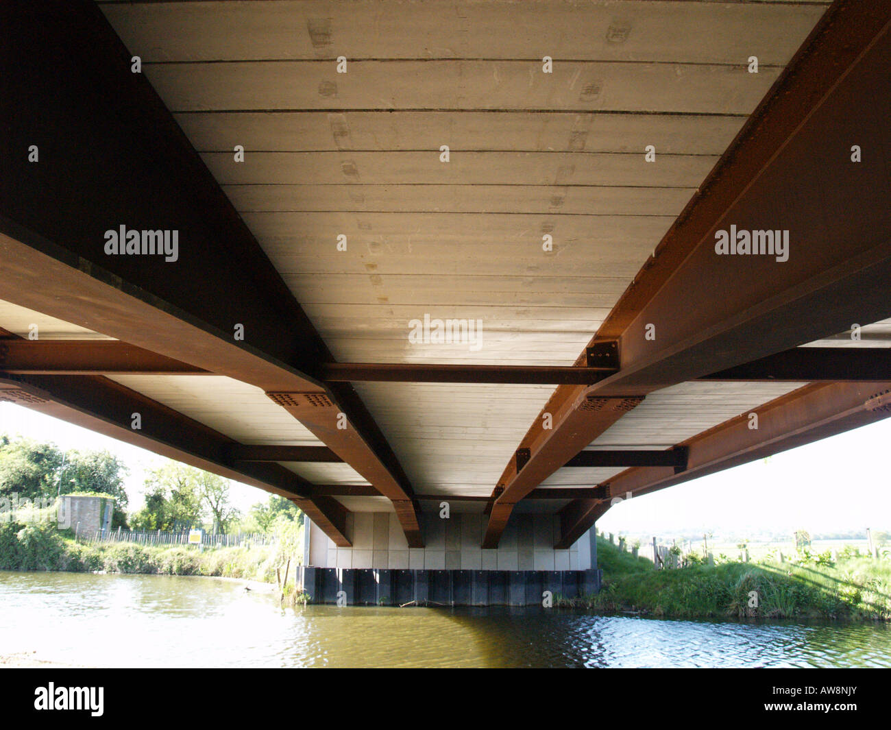 underside of low modern road bridge girders plinth Stock Photo - Alamy