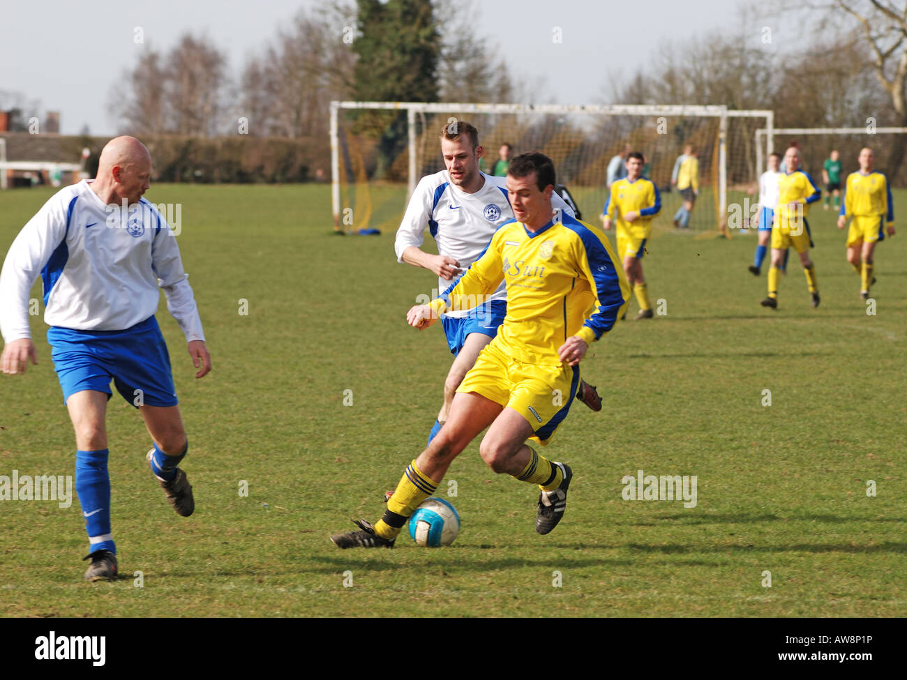 Controlling footballers hi-res stock photography and images - Alamy