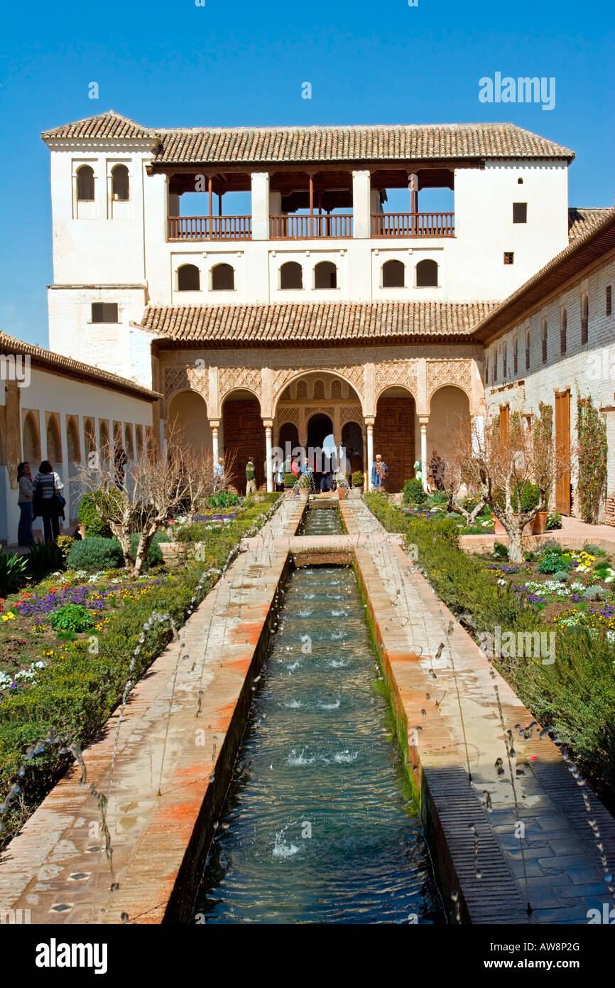 Alhambra: Generalife: The Water-Garden Stock Photo - Alamy