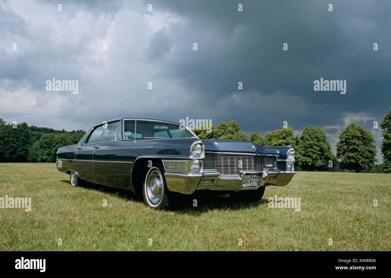 1965 cadillac hi-res stock photography and images - Alamy