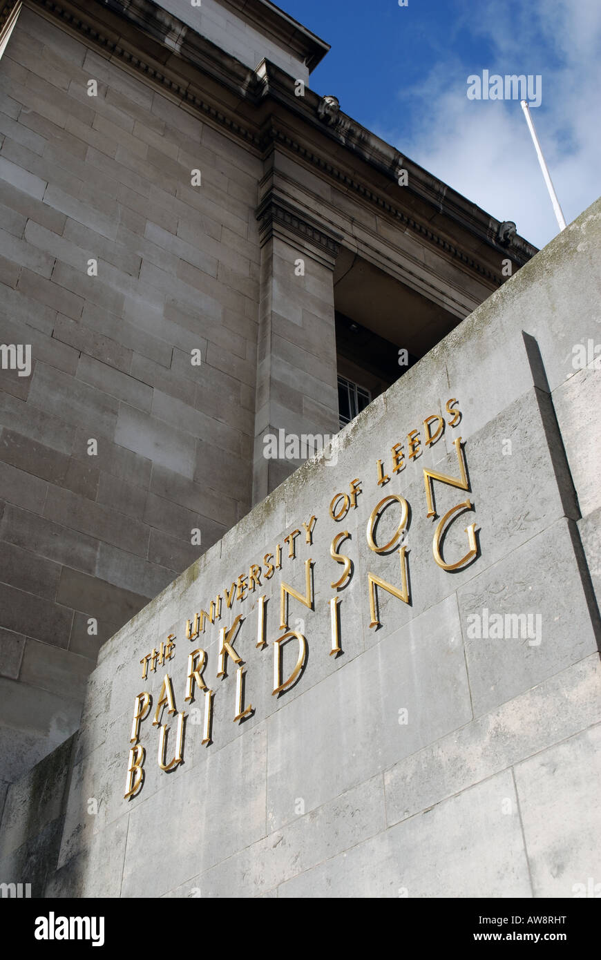 University of Leeds Parkinson Building Stock Photo - Alamy