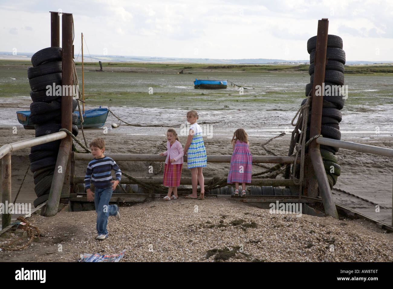 Open boat on sussex beach hi-res stock photography and images - Alamy