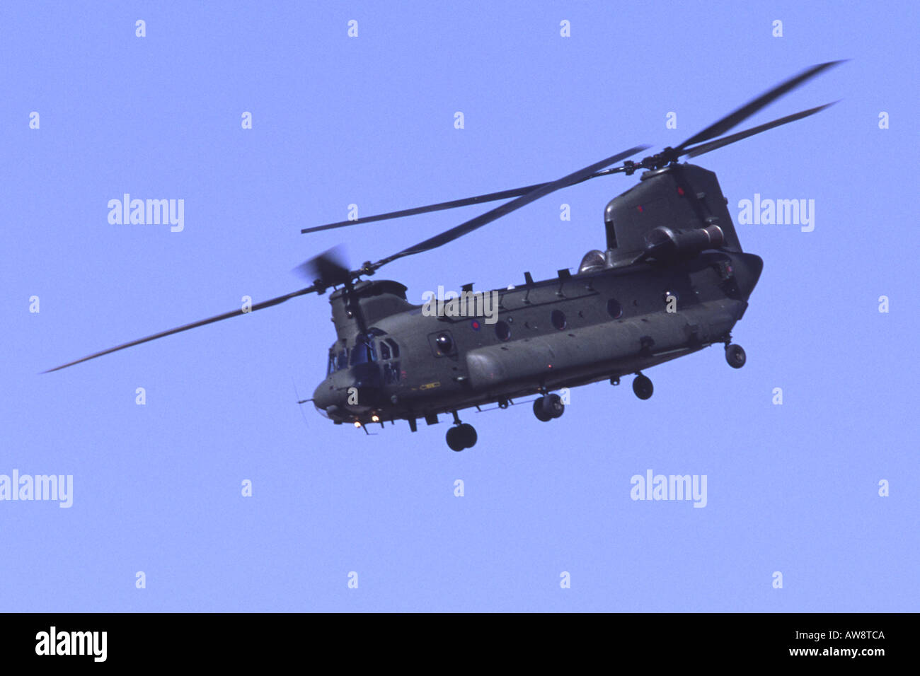 Chinook hc 2 raf military hi-res stock photography and images - Alamy