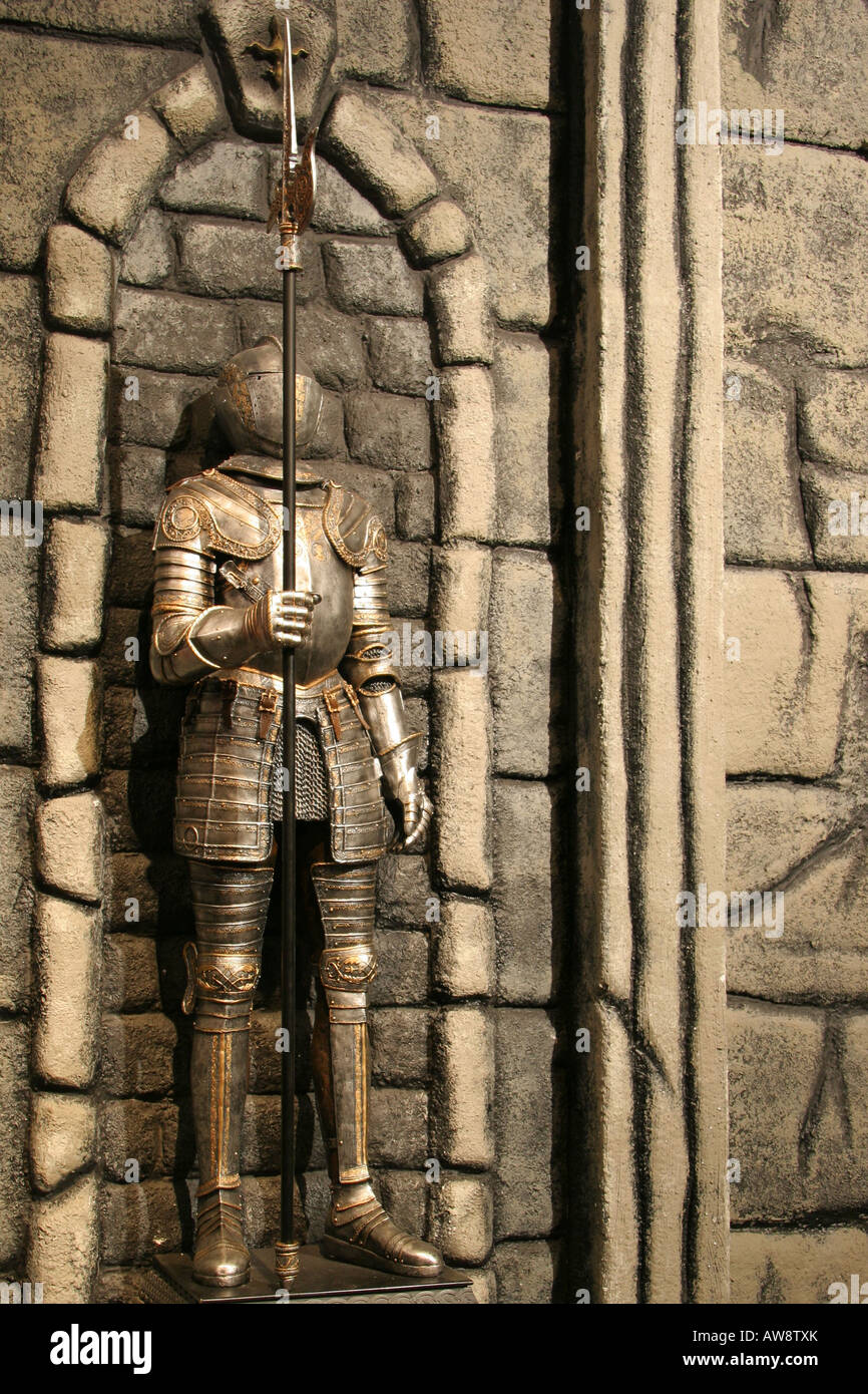 American knight armor historic hi-res stock photography and images - Alamy