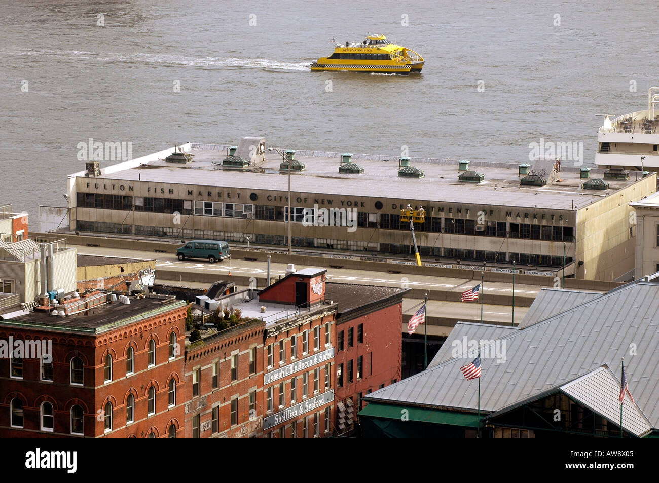 Fulton fish market hi-res stock photography and images - Alamy