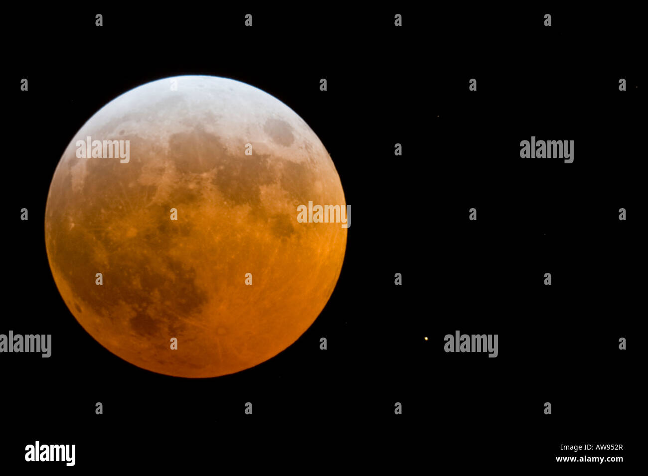 Lunar Eclipse 3rd March 2007 Stock Photo - Alamy