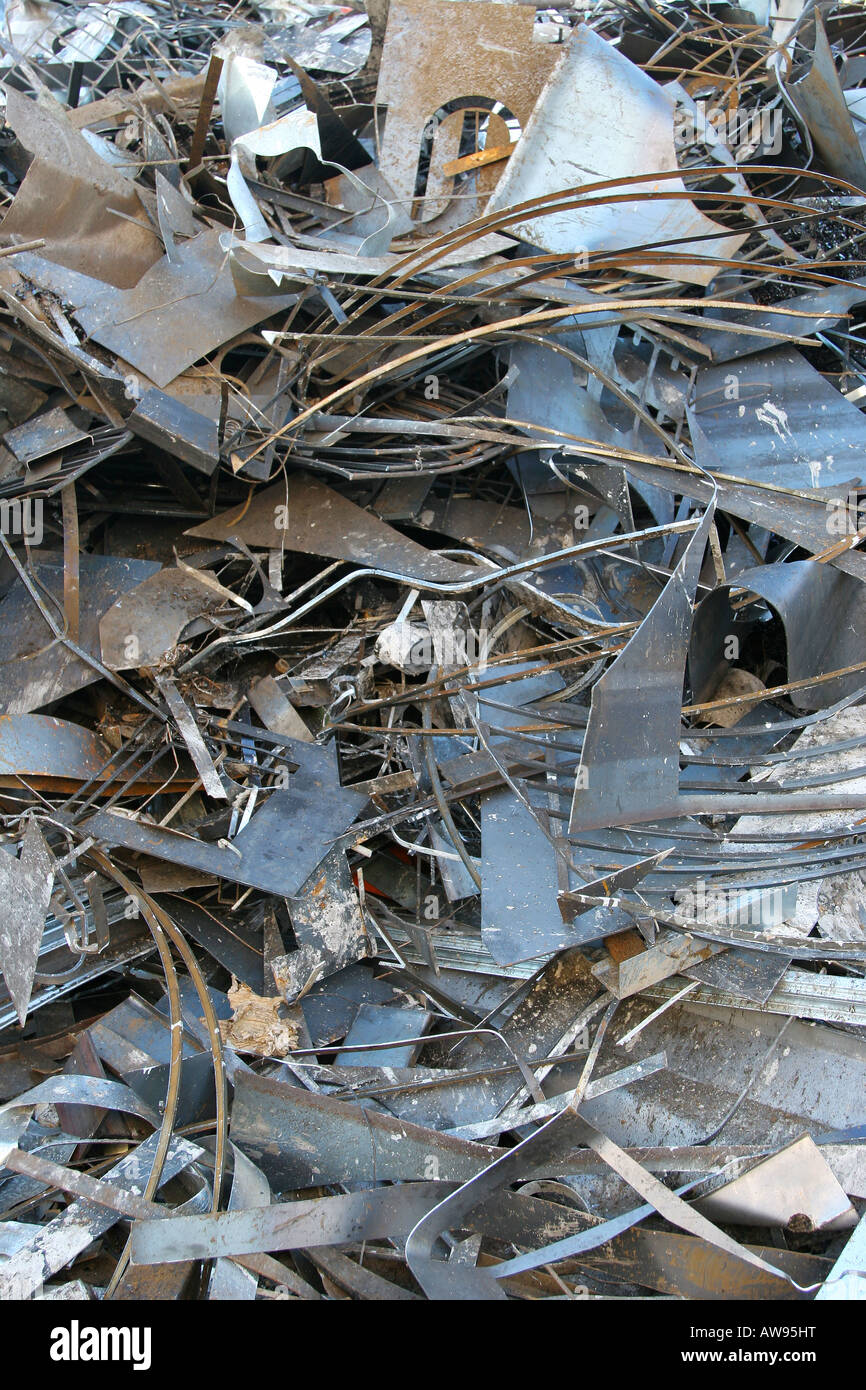 Heaps of scrap metal Stock Photo - Alamy