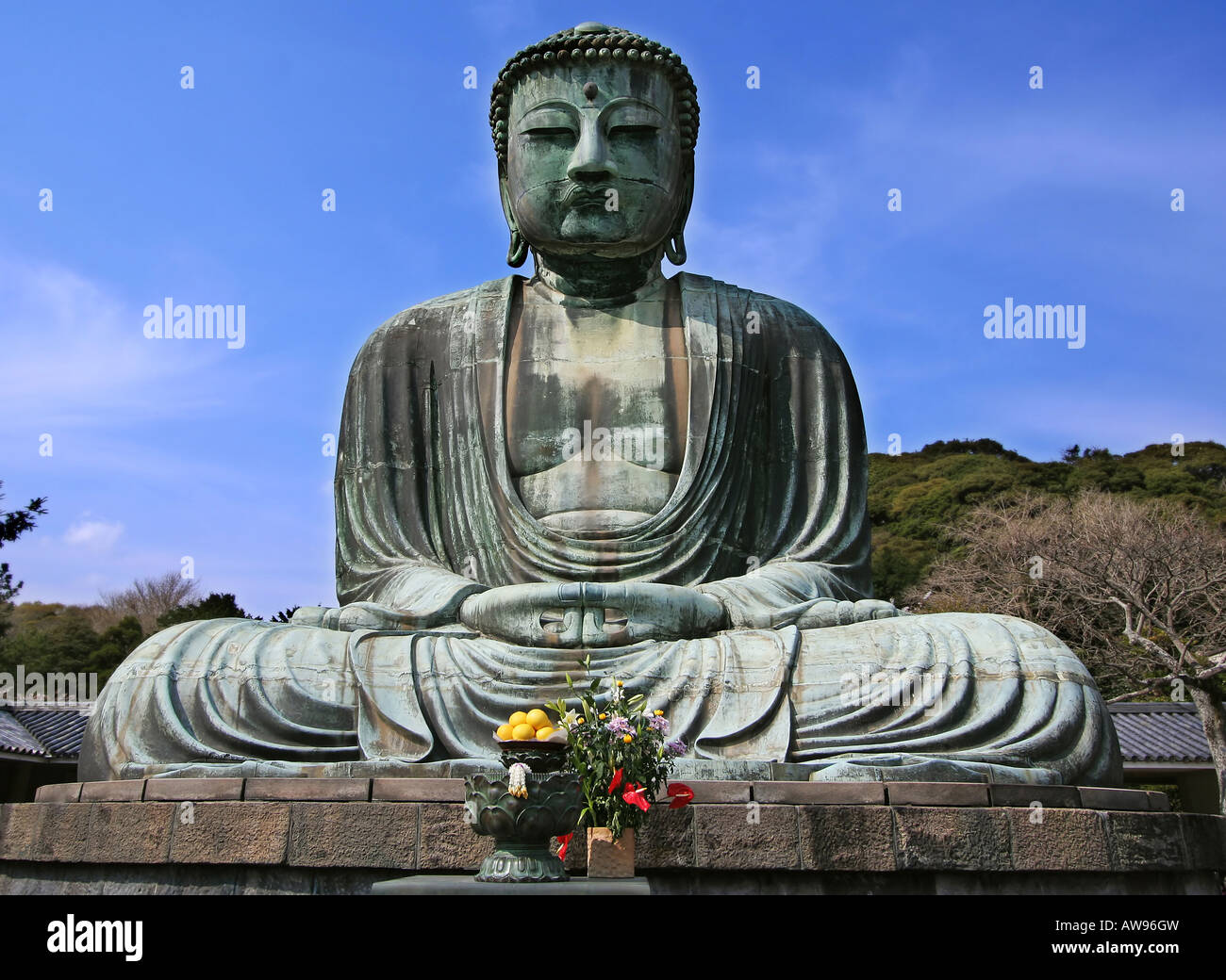 Japan kamakura giant buddha hi-res stock photography and images - Alamy