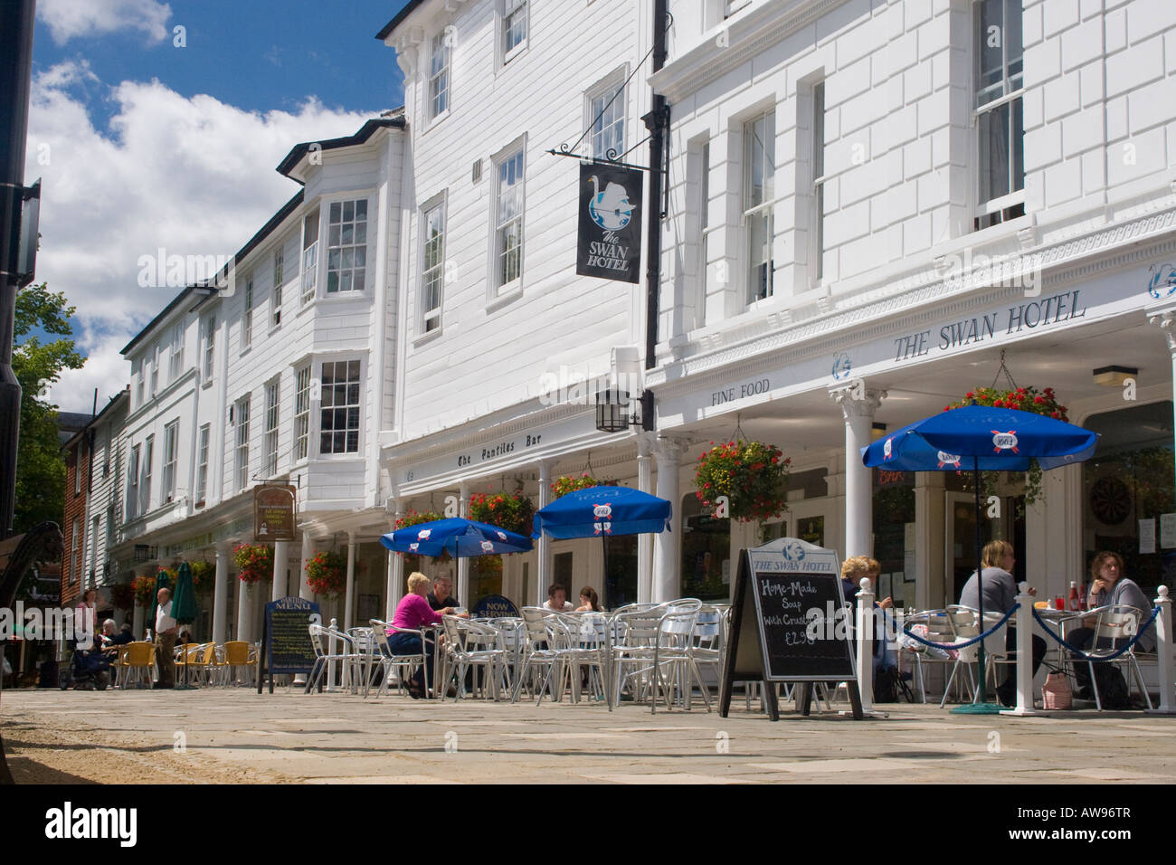 Pantiles hi-res stock photography and images - Alamy