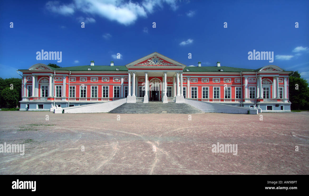 Moscow mansion hi-res stock photography and images - Alamy