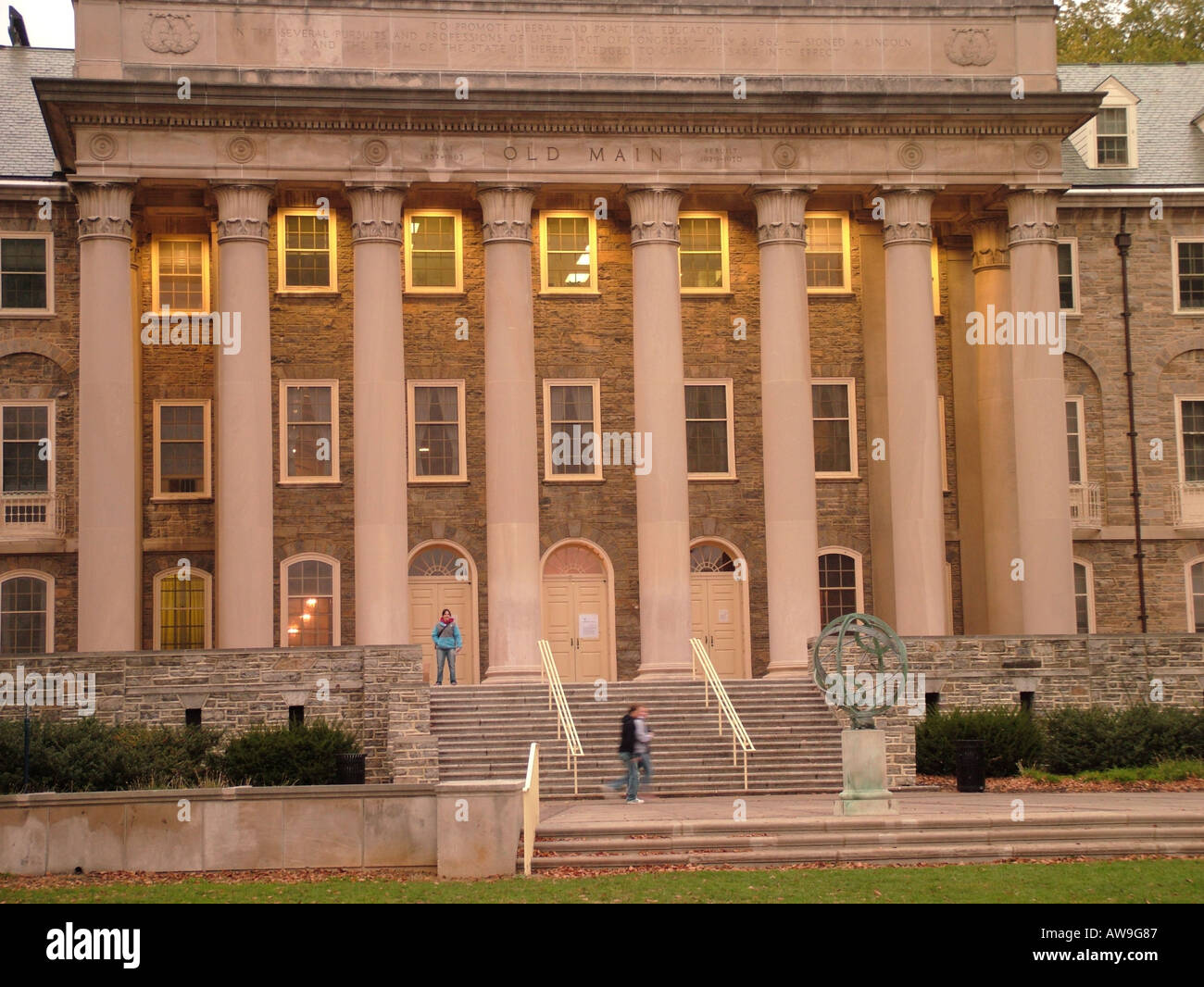 Penn state university campus hi-res stock photography and images - Alamy
