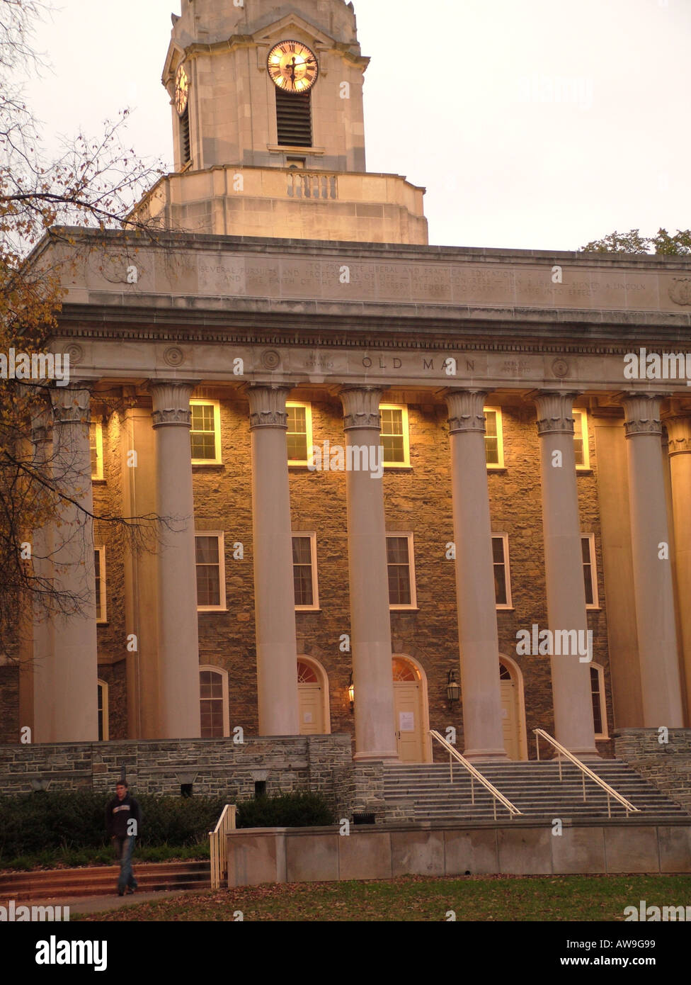 Old main at penn state hi-res stock photography and images - Alamy