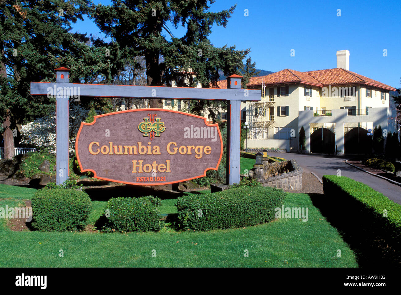Columbia gorge hotel hi-res stock photography and images - Alamy