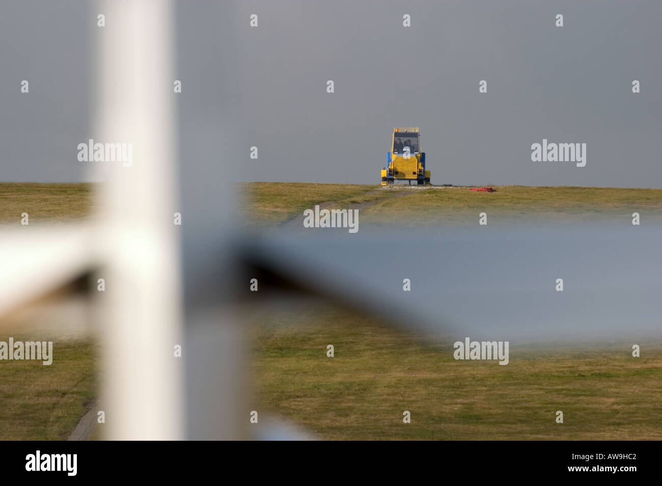 Glider winch hi-res stock photography and images - Alamy