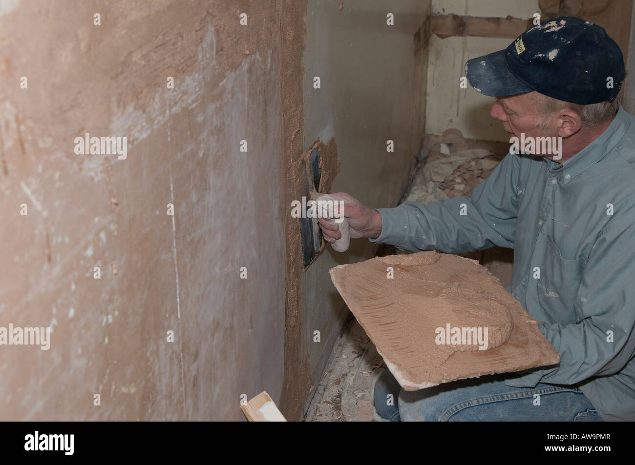 Mortar bonding hi-res stock photography and images - Alamy