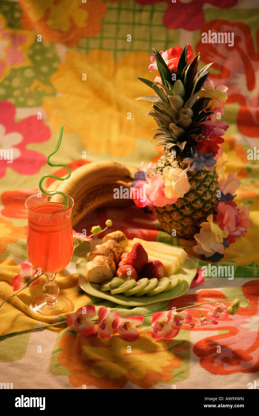 Tropical fruit and beverage Stock Photo - Alamy