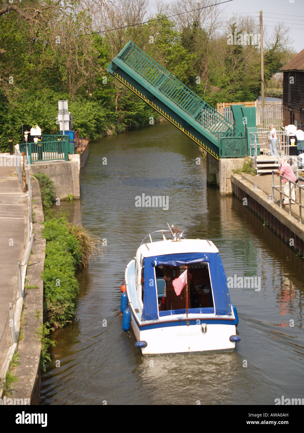 leisure boat bascule lift bridge lifting tilted Stock Photo - Alamy