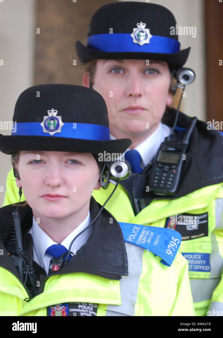 Police Officiers in West Oxfordshire are given video cameras to wear on ...