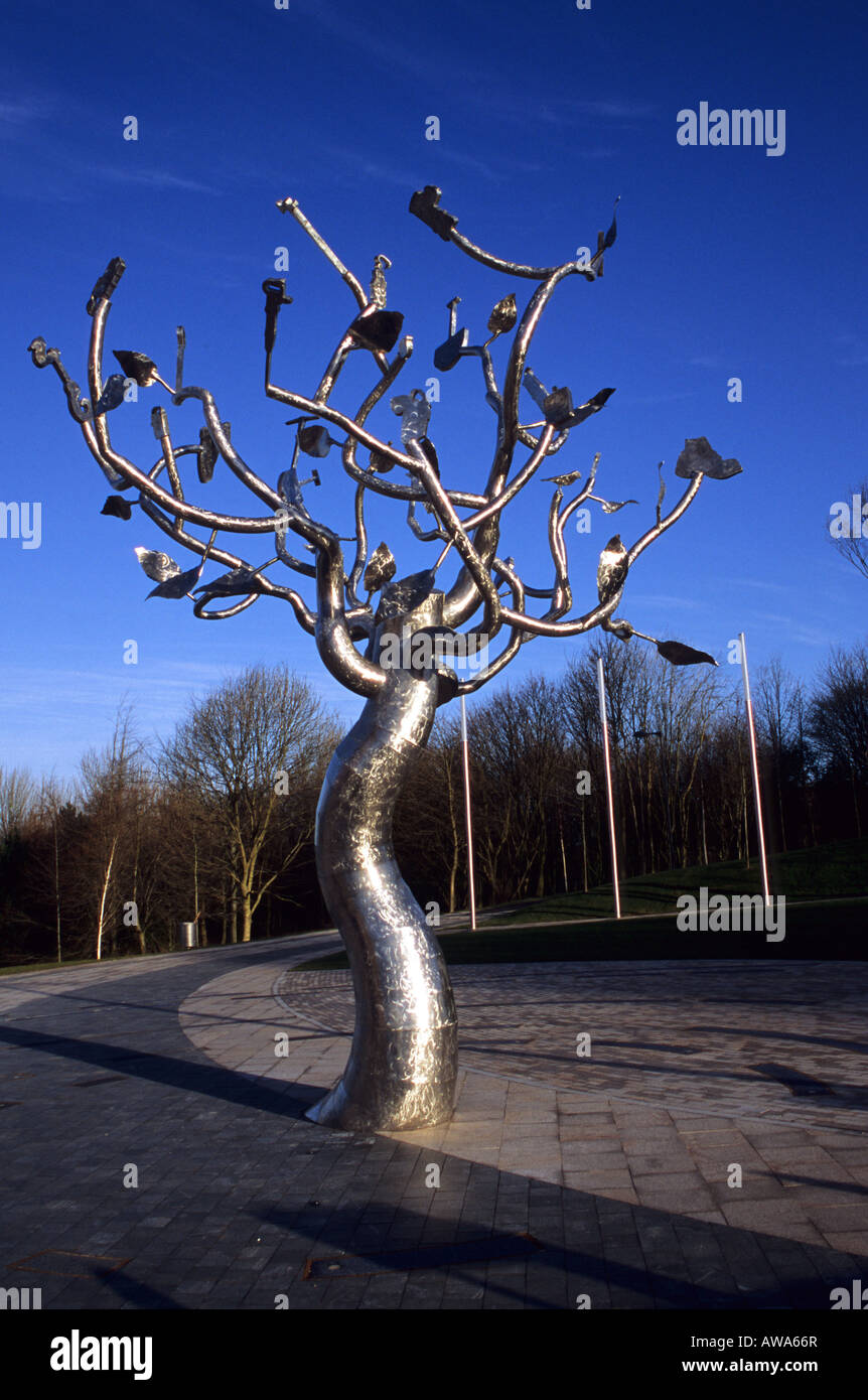 Tree Sculpture In Hanley Forest Park Stoke-on-Trent Stock Photo - Alamy