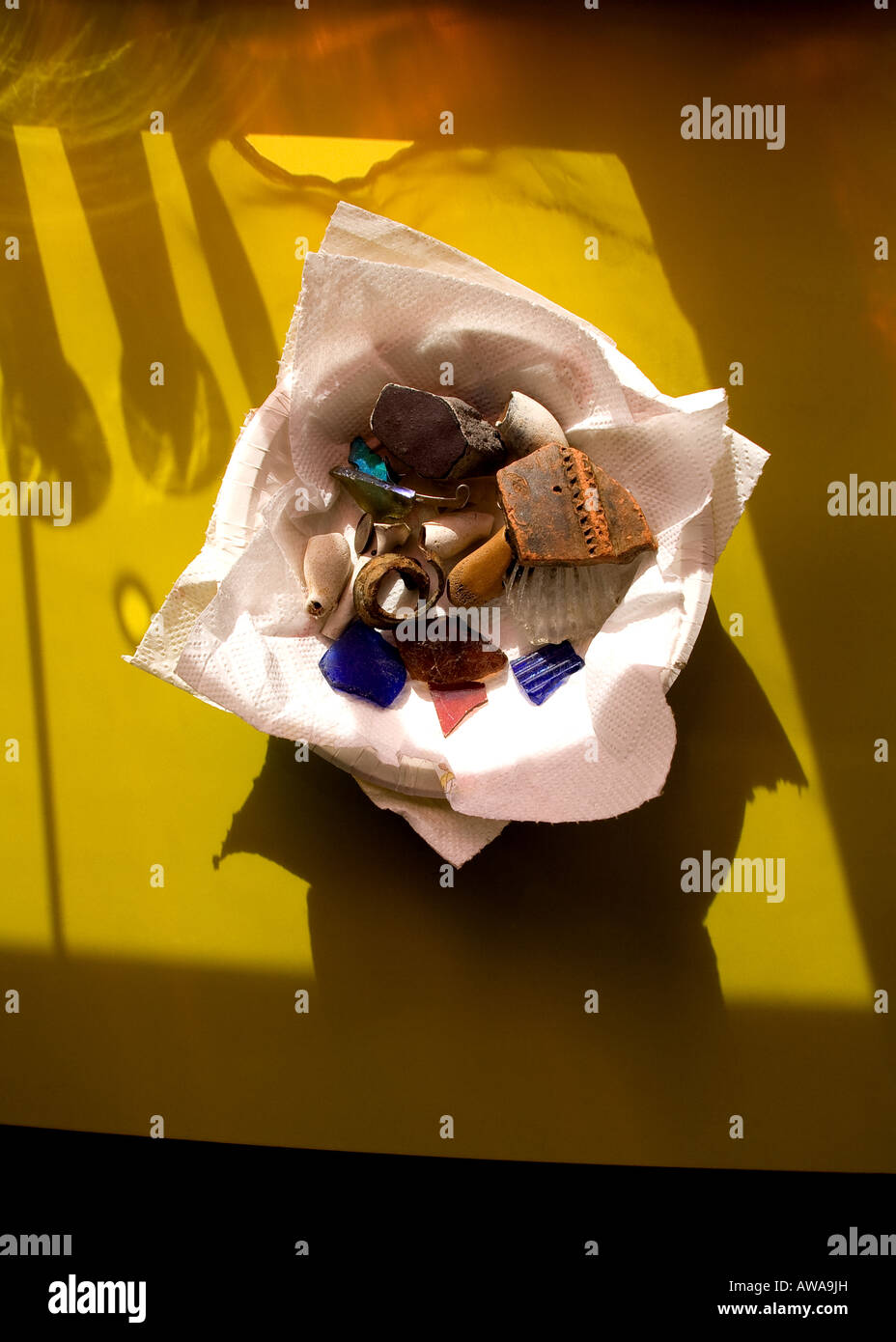 archaeological finds from the foreshore of the thames, london Stock ...