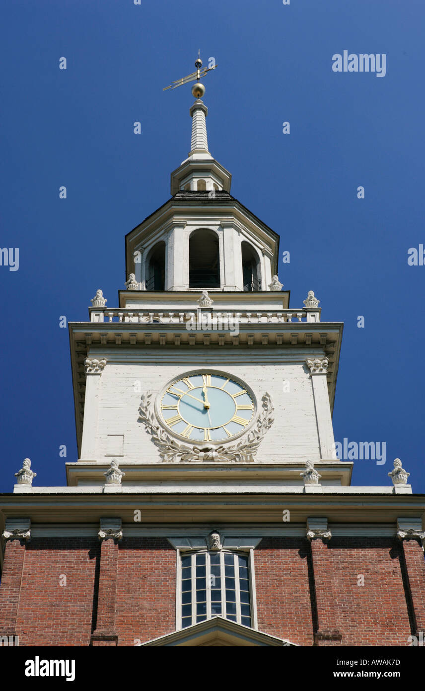 Visiting the liberty bell hi-res stock photography and images - Alamy