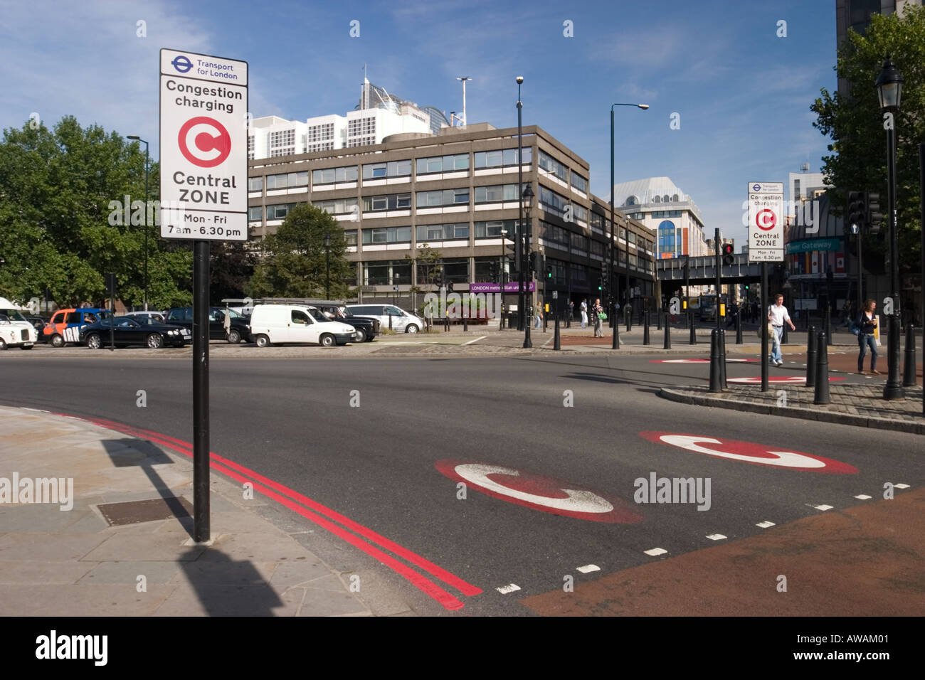 Congestion charge road signs in hi-res stock photography and images - Alamy Congestion charge road signs in hi-res stock photography and images - Alamy