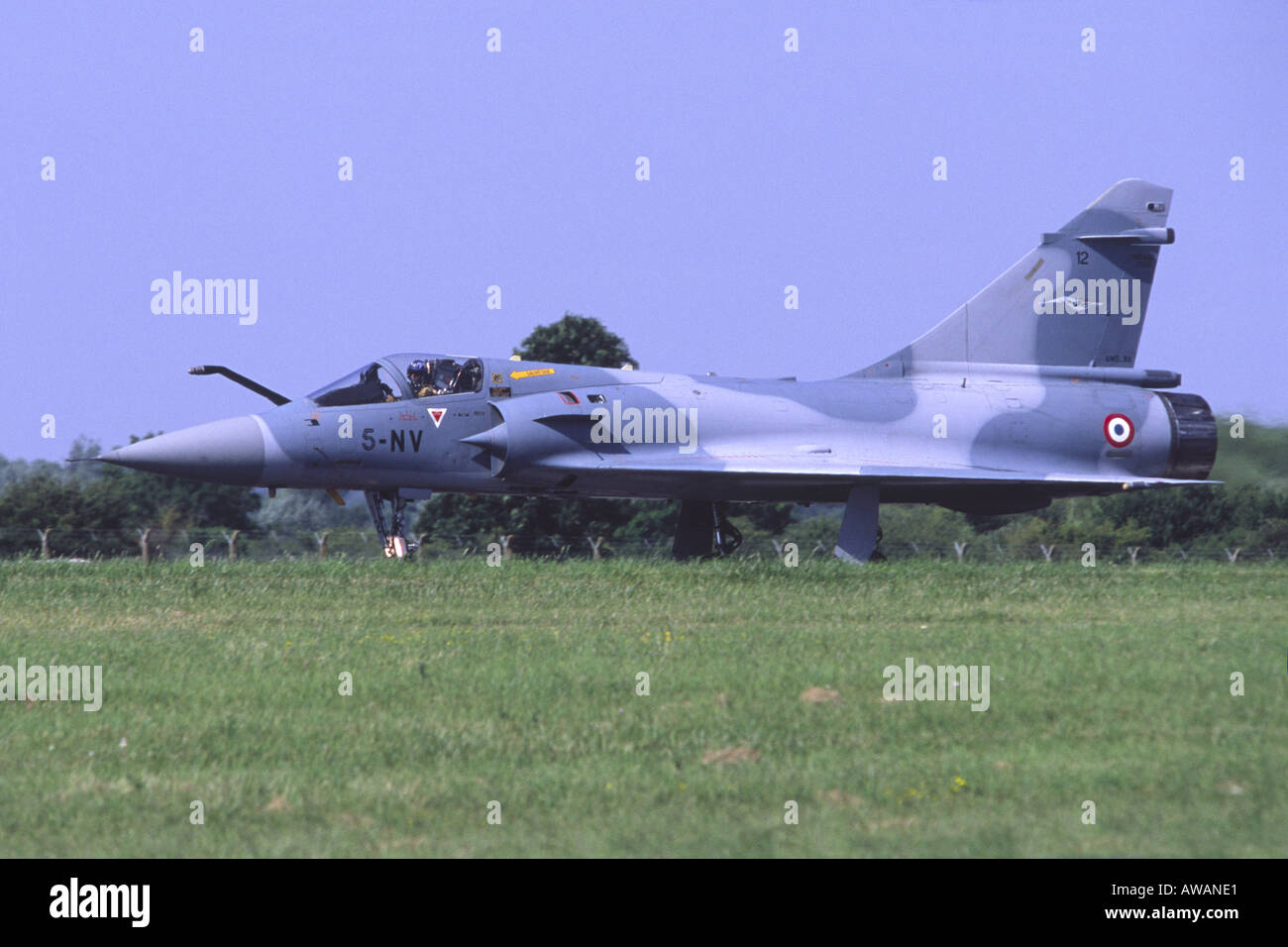Dassault Mirage 2000B Stock Photo - Alamy