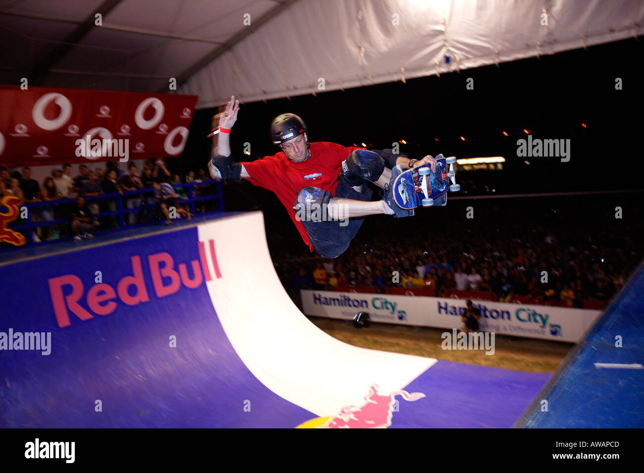 Tony hawk hi-res stock photography and images - Alamy