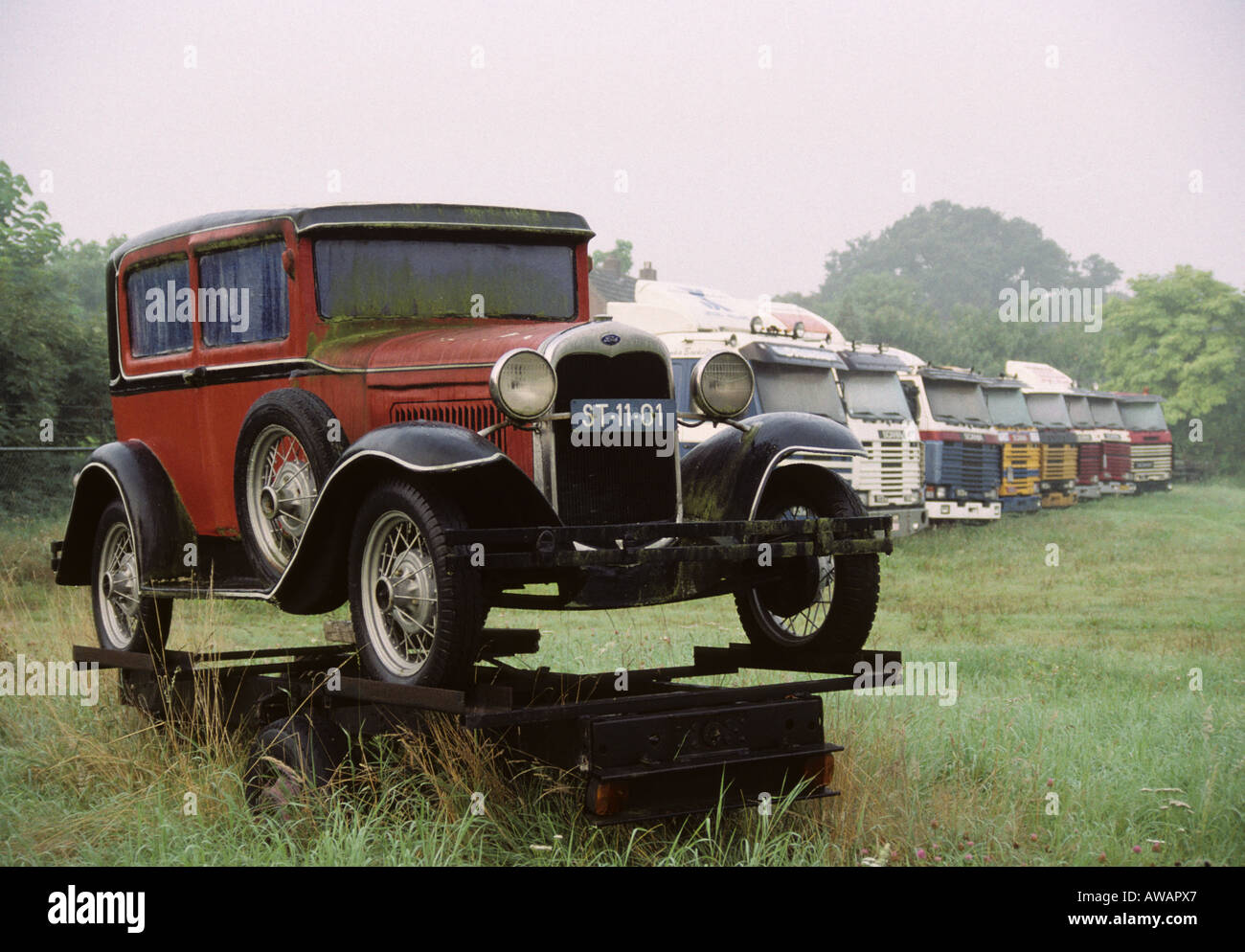 Classic commercial trucks hi-res stock photography and images - Alamy
