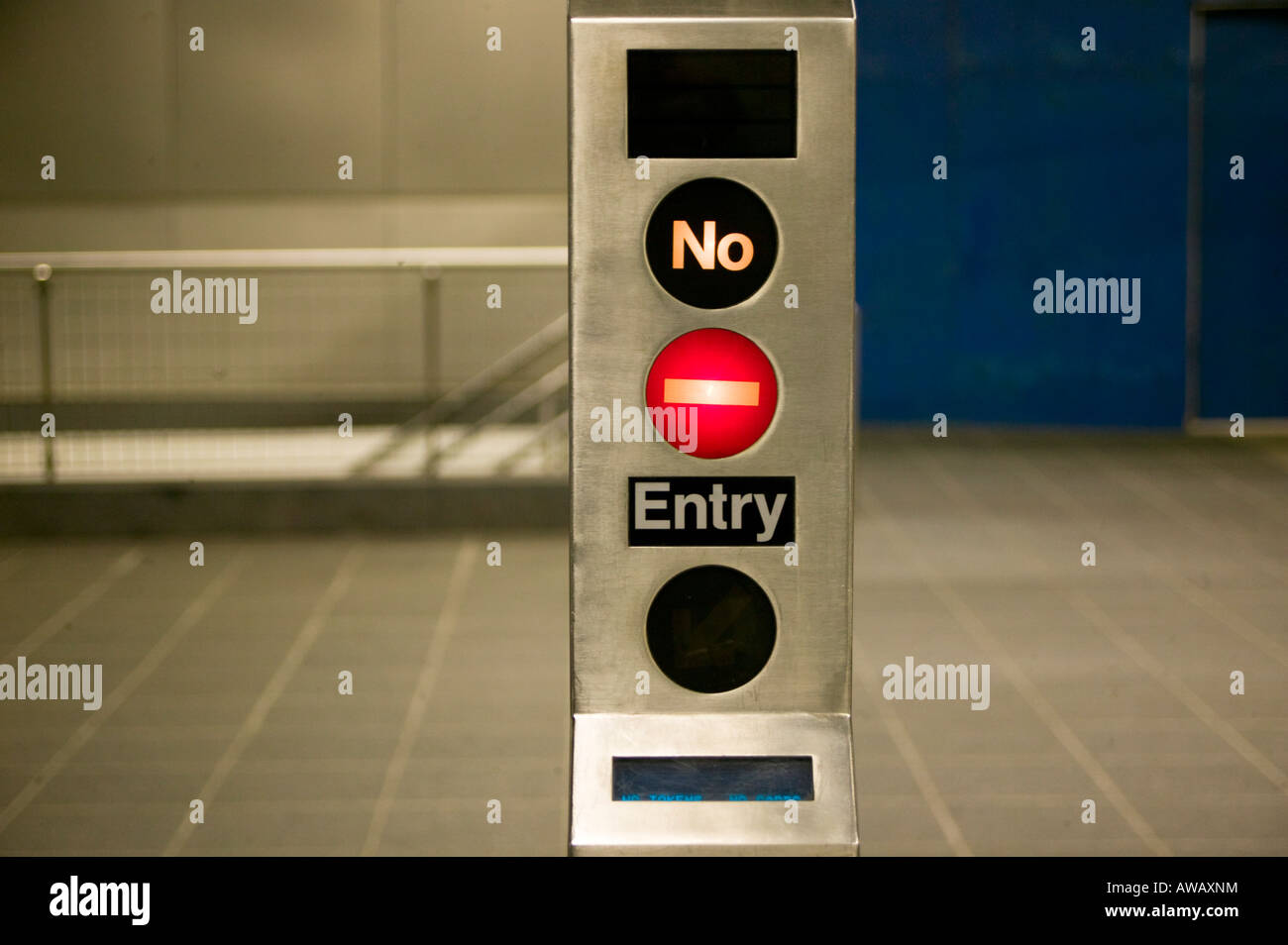 Noentry sign hi-res stock photography and images - Alamy