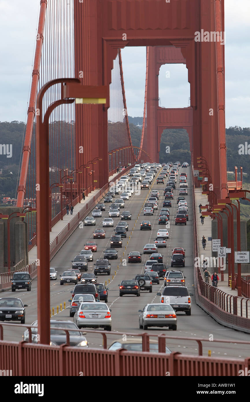 Busy Traffic on Golden Gate Bridge Stock Photo - Alamy