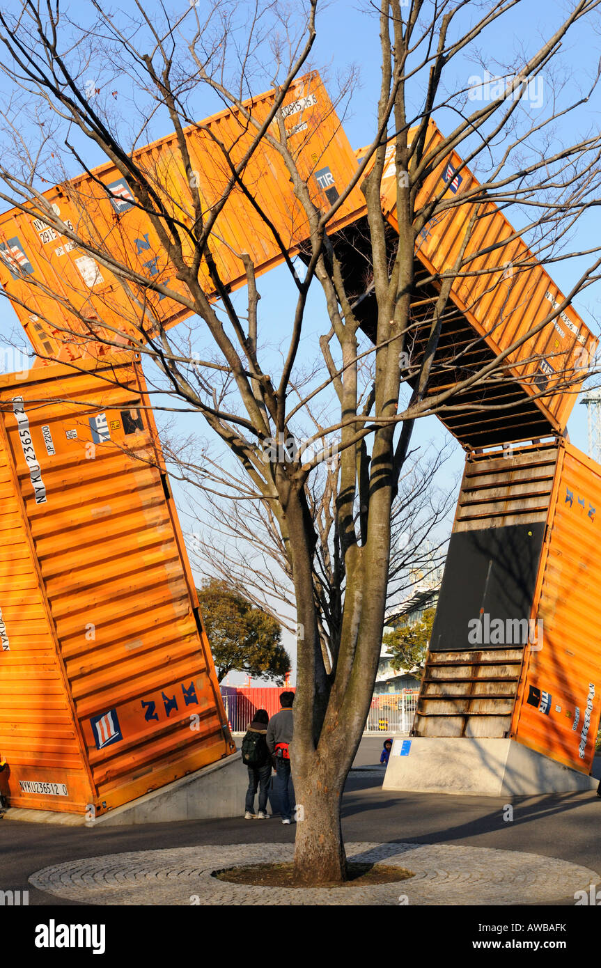 Shipping container art hi-res stock photography and images - Alamy